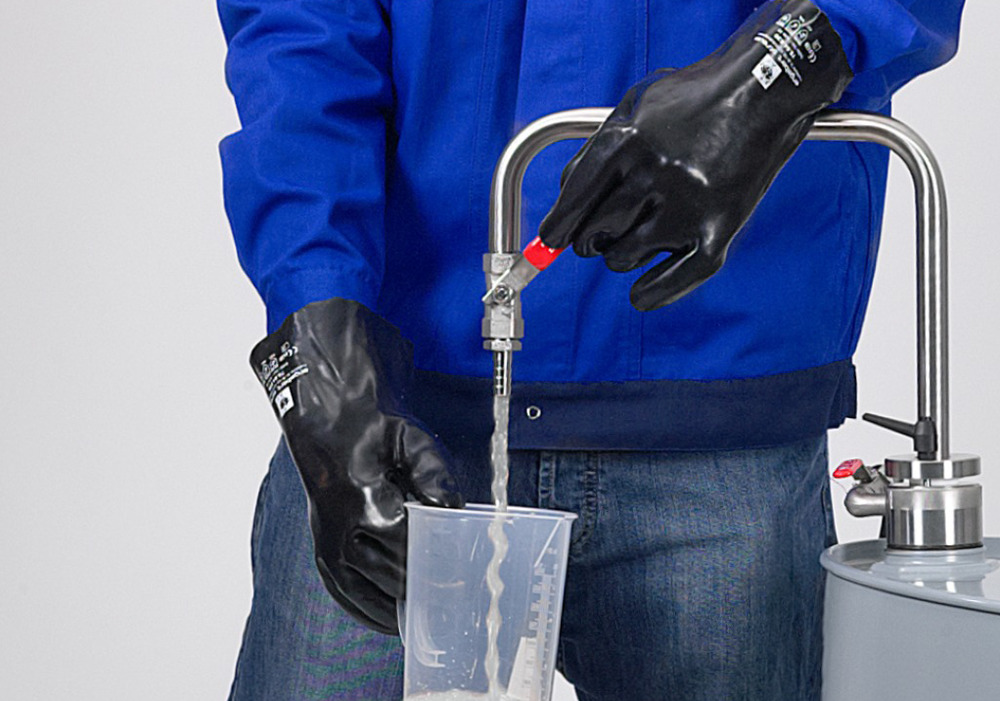 Solvent pump foot operated w/ discharge tube, 95cm